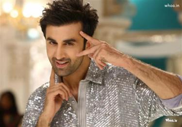 Ranbir Kapoor Dancing In Yeh Jawani Hai Deewani Movie Hd Wallpaper